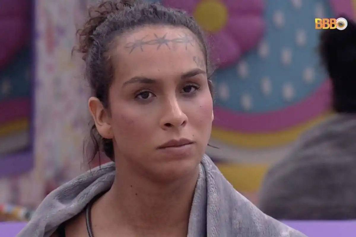 'Nunca estive com uma sensação tão triste aqui dentro', diz Lina no BBB ...